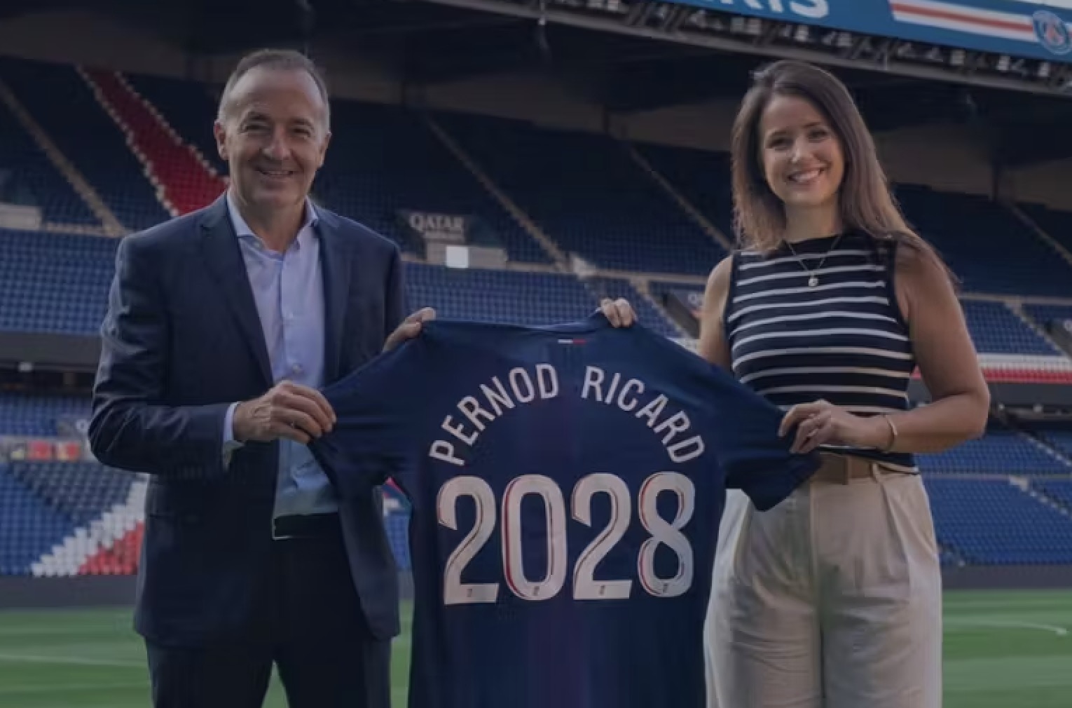 Pernod Ricard devient sponsor du PSG et ça ne passe pas