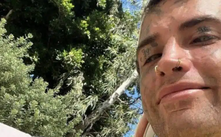 Pour sa fille, il efface ses tatouages : l'incroyable métamorphose d ...