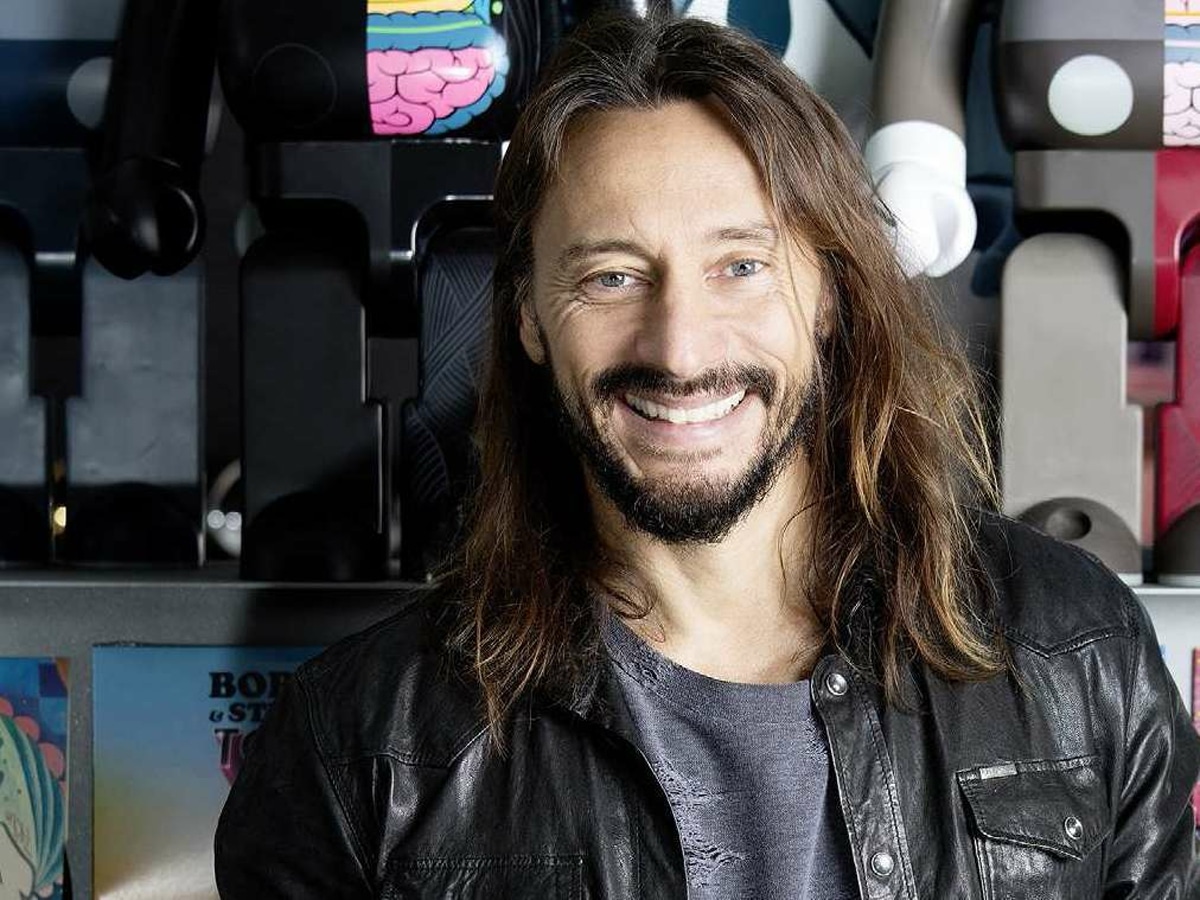 Bob Sinclar choque la toile avec sa nouvelle apparence : « C’est Botox ...