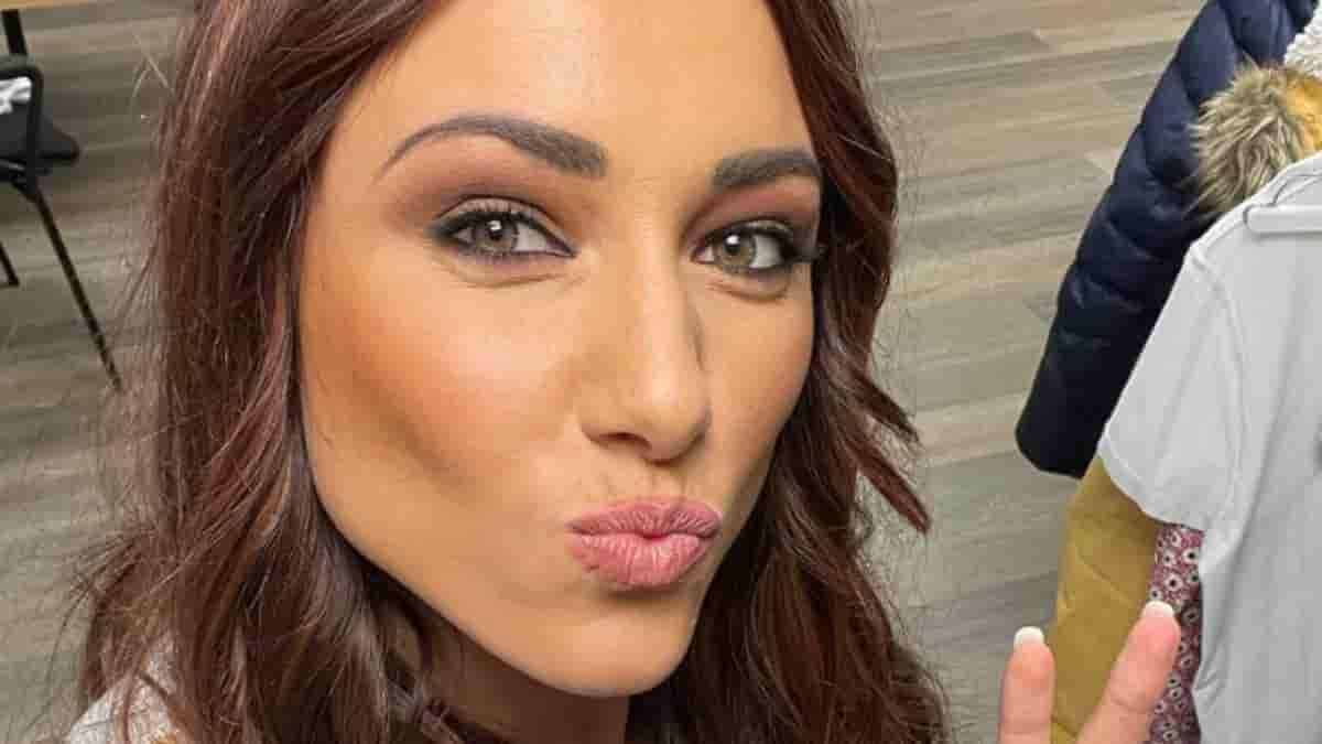 Delphine Wespiser : cette raison pour laquelle elle a été évincée de Danse avec les stars