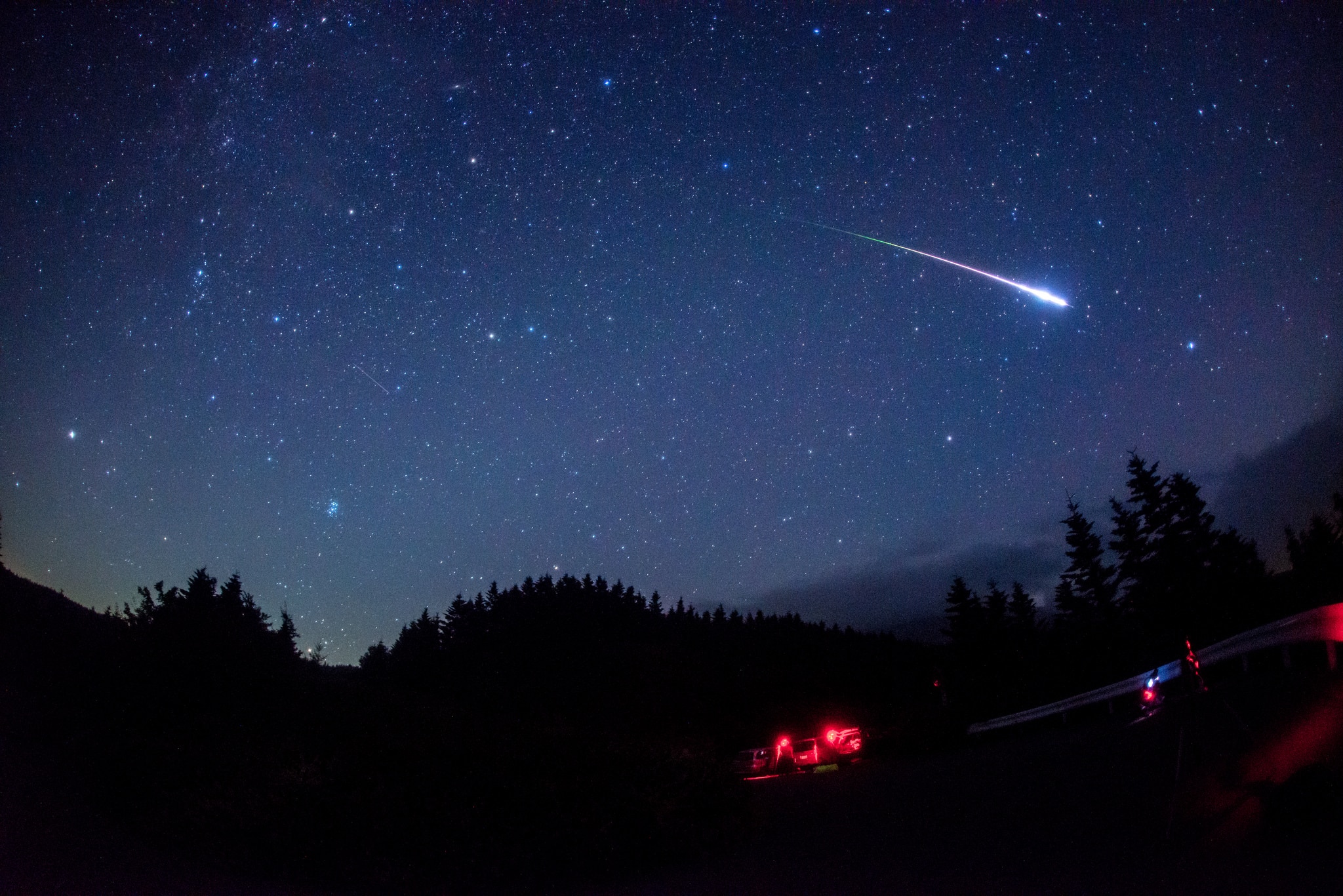 Quadrantides : Une pluie d’étoiles filantes spectaculaire pour bien ...