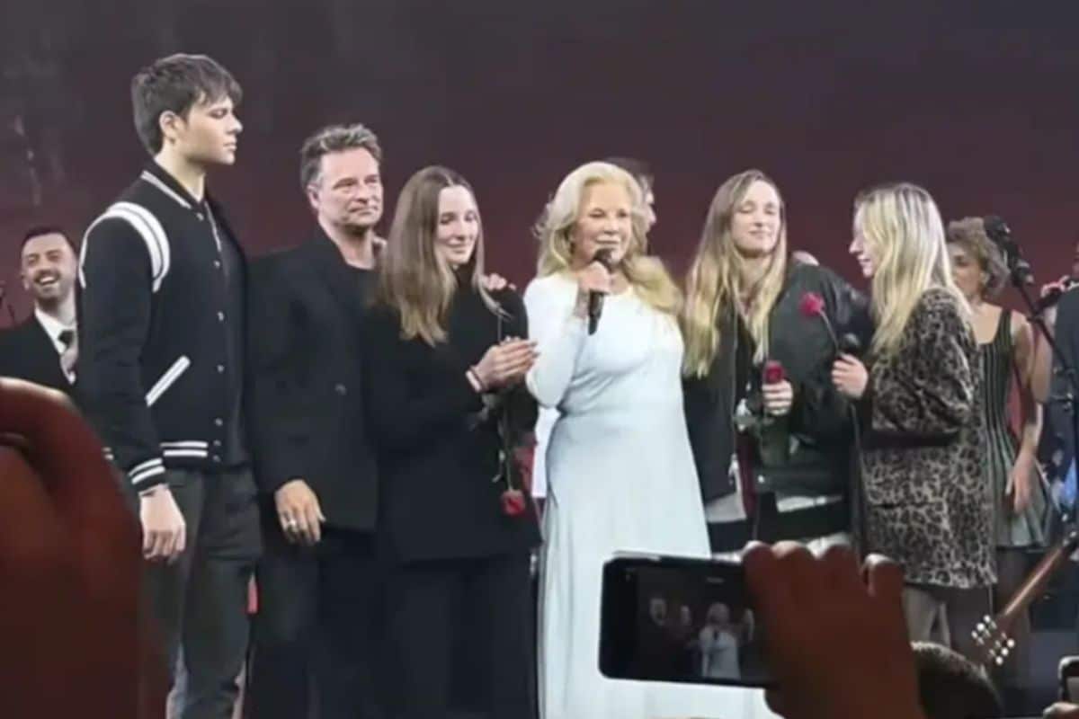 Sylvie Vartan, c'est fini : Ses proches réunis pour les adieux