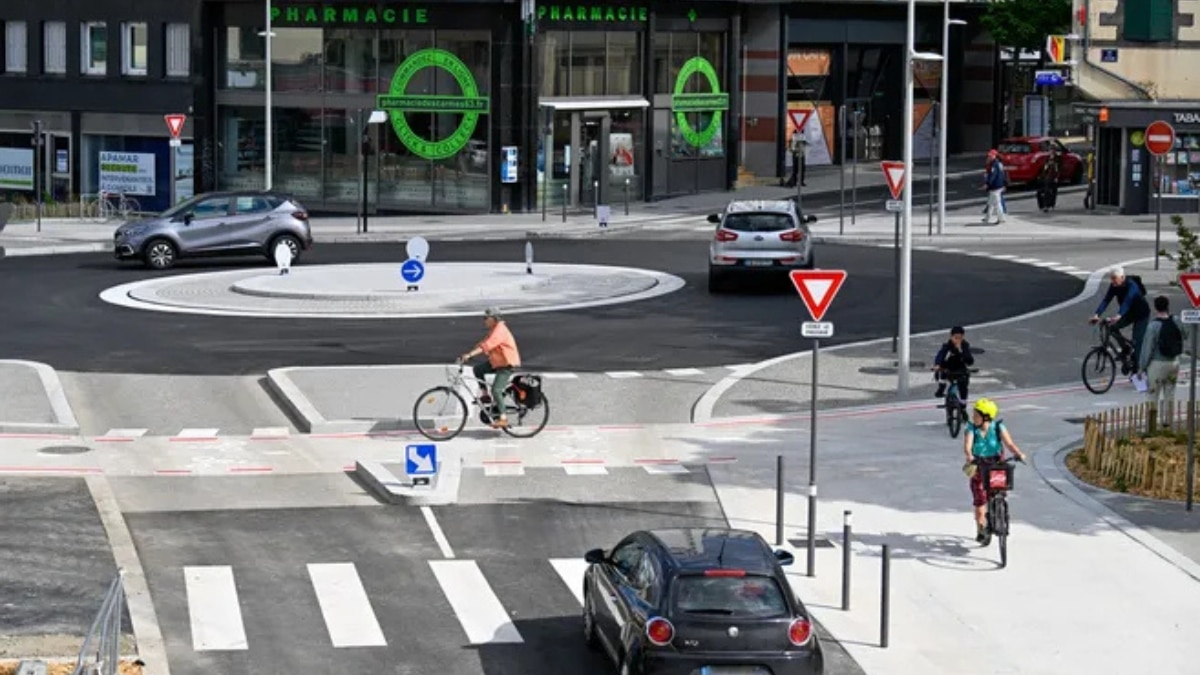 ⚡ Un nouveau type de rond-point arrive en France et pourrait changer la ...