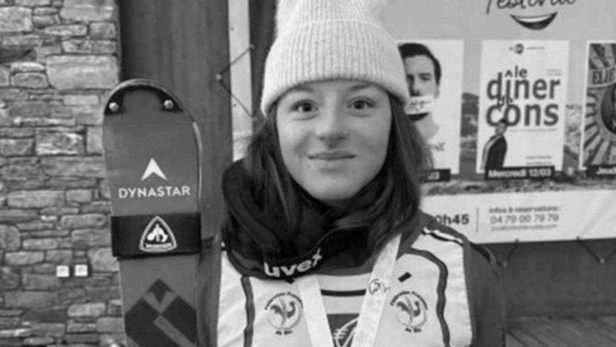 Margot Simond : Le décès prématuré de la skieuse de 18 ans choque la France