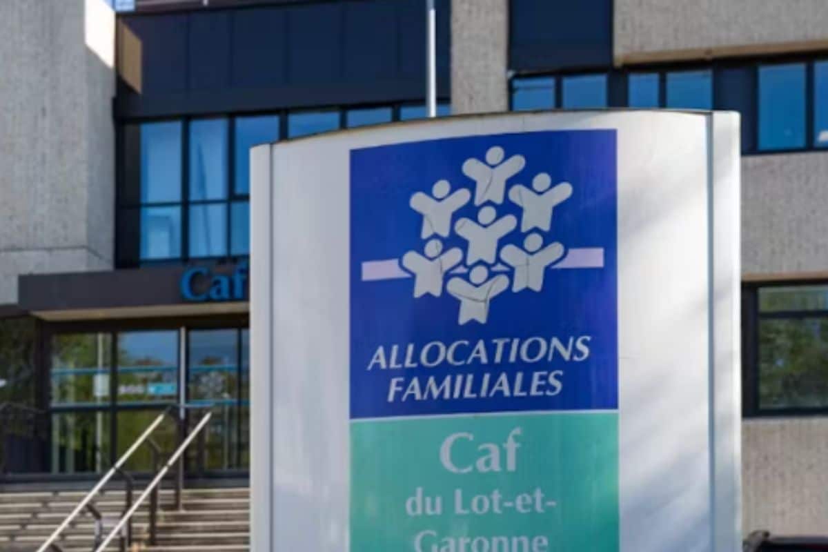 Si vous touchez des aides de la CAF, une bonne nouvelle vous attend en ...