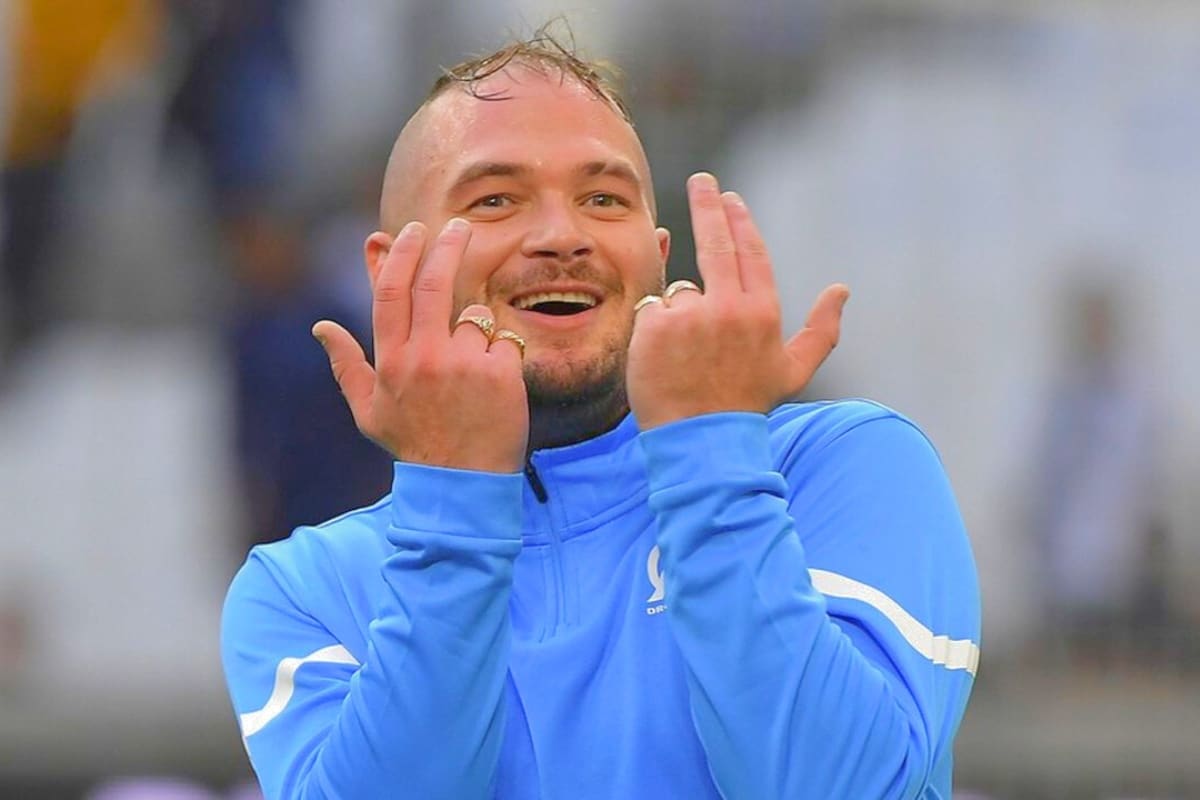 Jul : L'artiste français bat un nouveau record