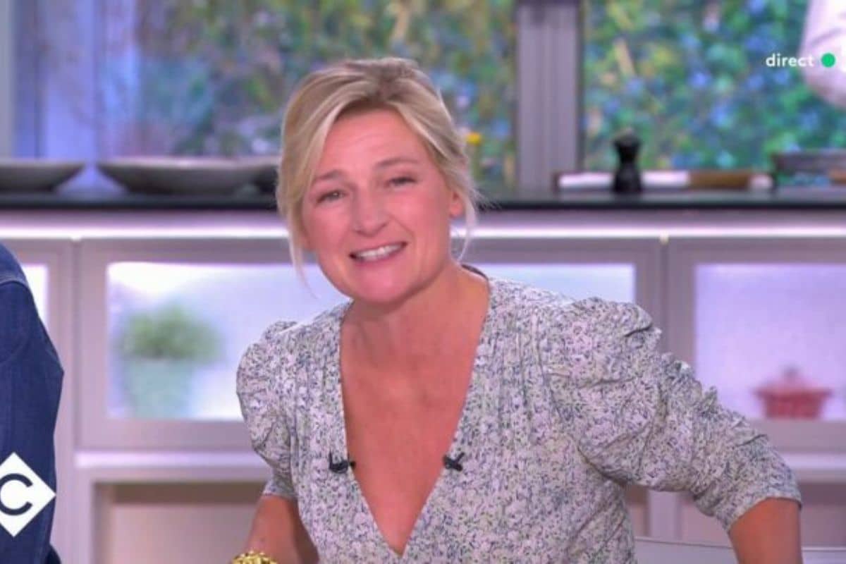 Anne-Elisabeth Lemoine et C à vous, c'est fini