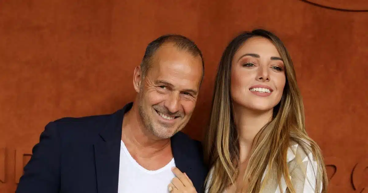 Delphine Wespiser enflamme la Toile avec des photos sensuelles en ...
