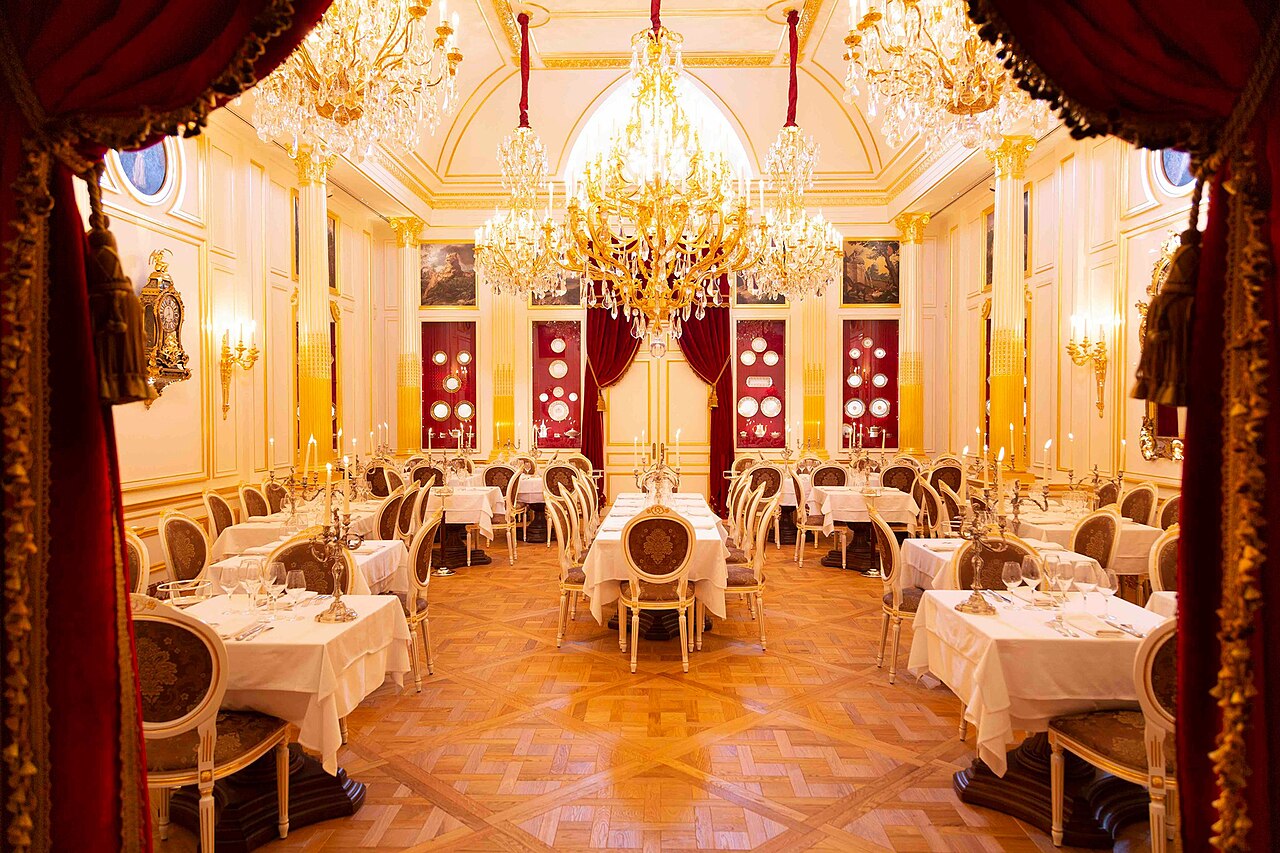 Le plus grand buffet à volonté du monde existe : 300 plats et 111 fromages
