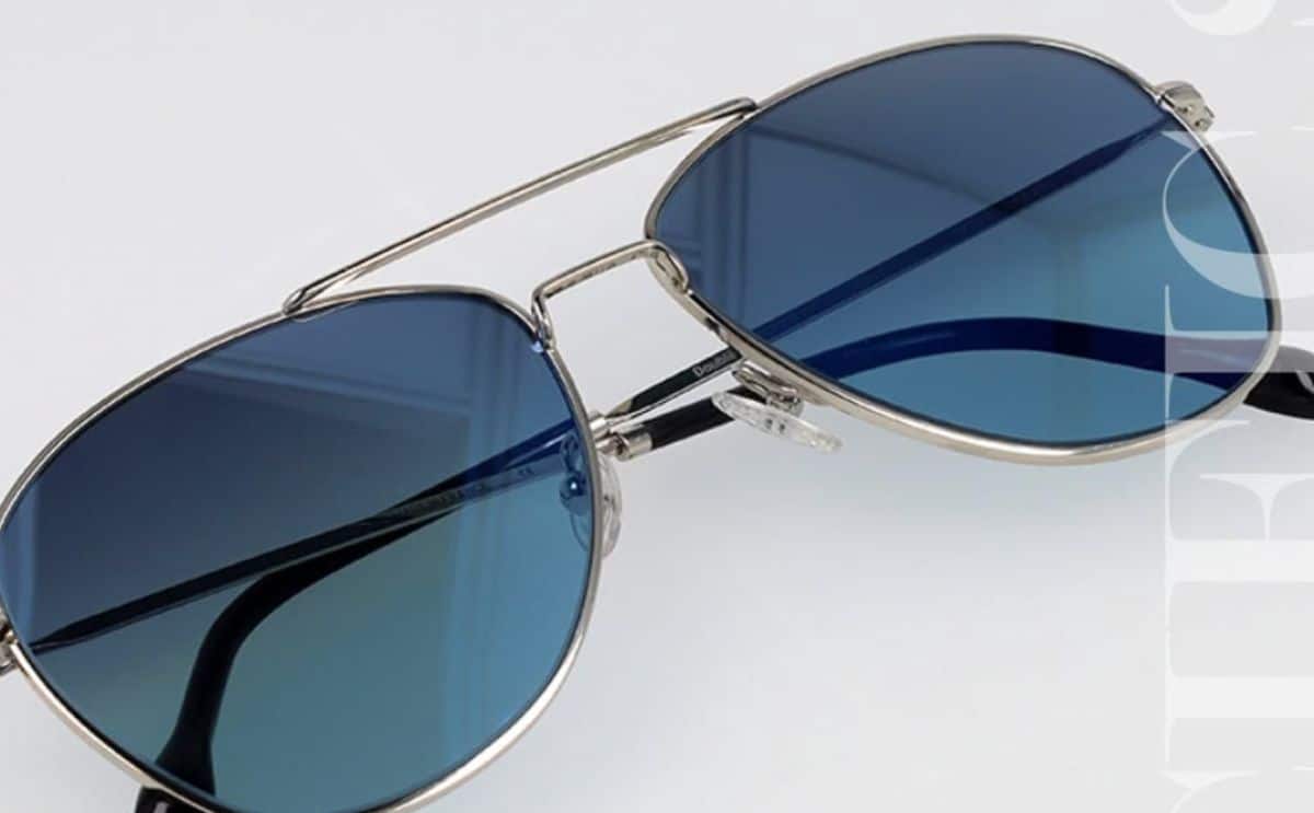 Emmanuel Macron et ses lunettes : prix, marque… ce que l’on sait de la ...