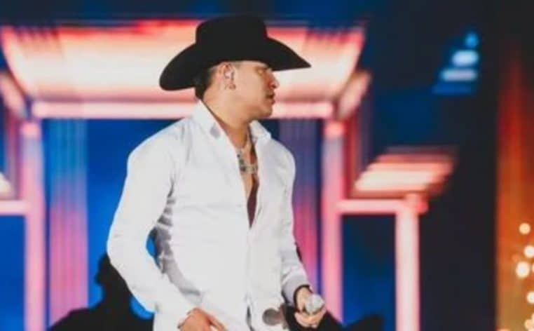 Il avait prédit sa mort : un chanteur célèbre meurt dans un crash d’avion