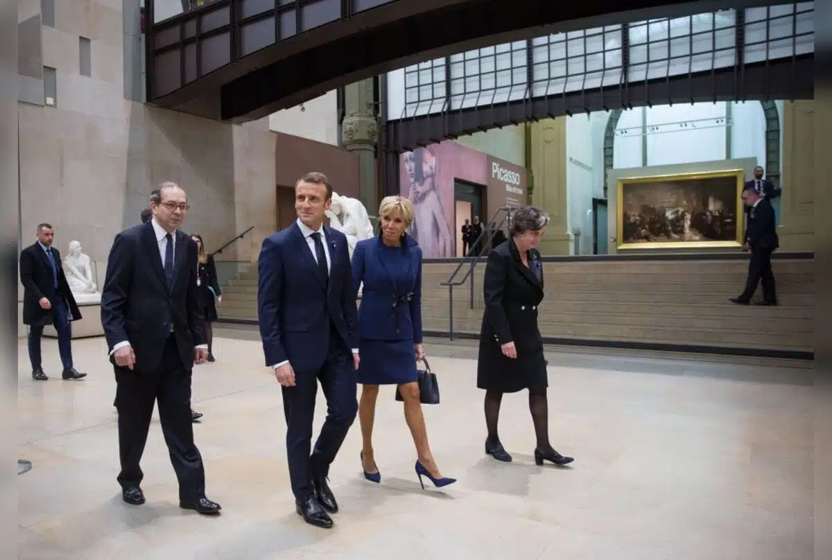 Emmanuel Macron adore raconter ce détail précis sur sa rencontre avec ...